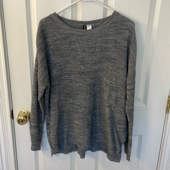 Divided | Sweaters | Hm Divided Oversized Crewneck Grey Knit Sweater ...